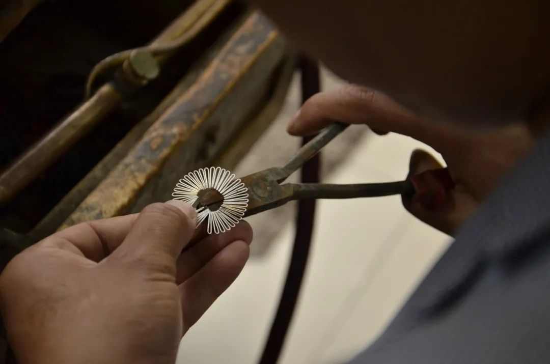 soft mountains | ZUCZUG素然 上海素然服饰有限公司